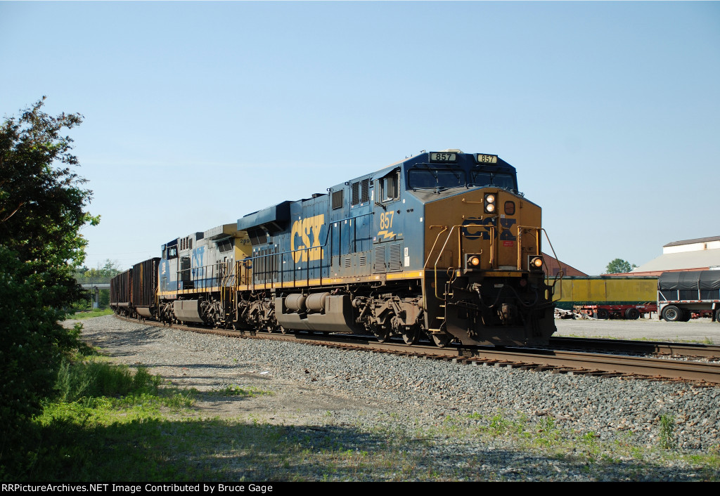 CSX 857